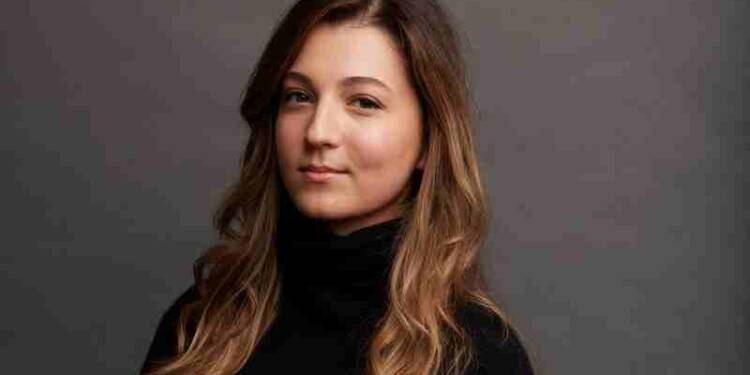 Stephanie Katherine Grant Biography, Career, and Awards - TFIGlobal