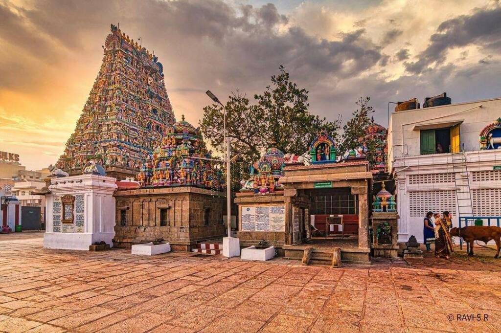 Mylapore Kapaleeswarar Temple, timings, history, and travel guide