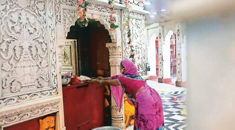 Kalkaji Mandir Delhi, Timings, History, Guide and How to reach