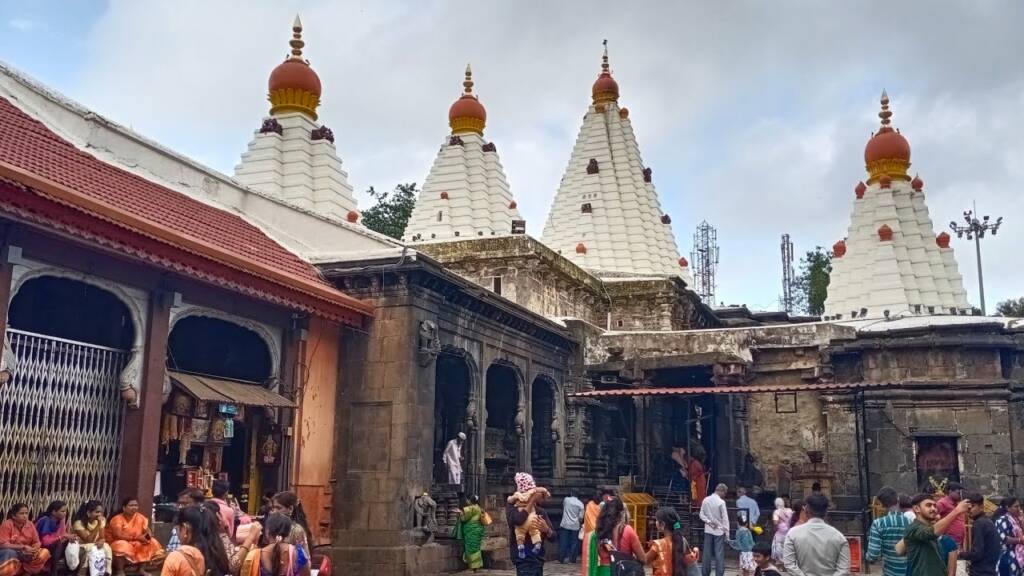 Maha Laxmi Mandir Kolhapur, timings, history, and how to reach