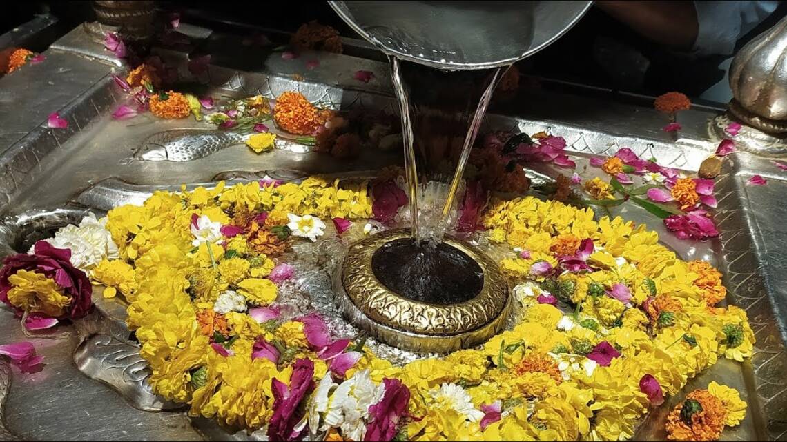 Parmat Anandeshwar Mandir, timings, history, guide & how to reach